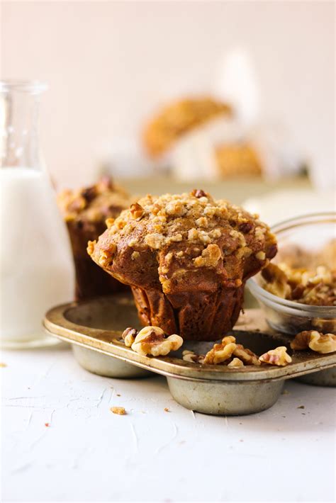 One Bowl Jumbo Banana Nut Muffins Eye Doc Bakes