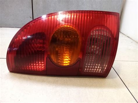 Lampa Tylna Renault Lampa Tylna Prawa Megane I Opinie