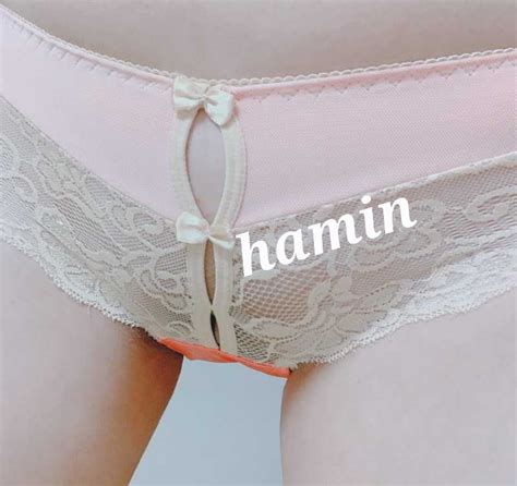 03변녀 하미니 on Twitter 친구한테 선물받고 사진찍혔는데 먼가 살쪄보이네 마음에 드실려나 모르겠네요 섹트 일탈