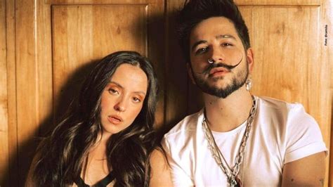 Viralizan En Las Redes Una Foto De La Ex Novia De Camilo Y Es Igual A