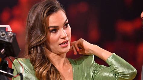 Renata Lusin Zeigt Sich Tanzend Im Bikini Wow So Verf Hrerisch