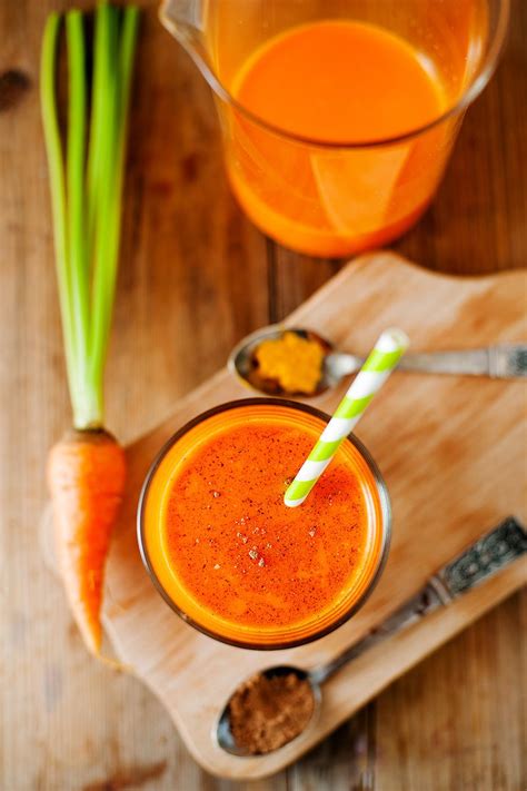 Learn How To Make A Healthy Detox Carrot Juice With This Easy To Follow