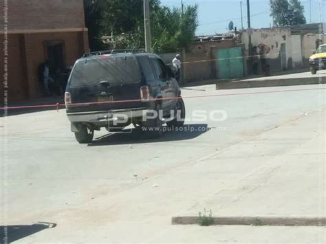 Hallan A Hombre Ejecutado En Una Camioneta Fotogaler A