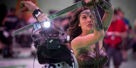 Gal Gadot Shares Batman V Superman Behind The Scenes Battle Photo