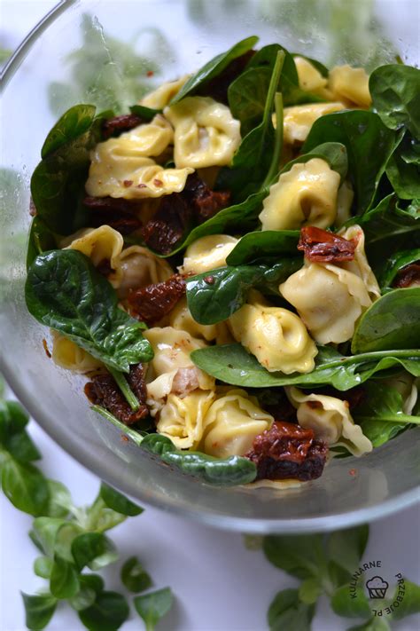 Sa Atka Z Tortellini I Suszonymi Pomidorami Kulinarne Przeboje