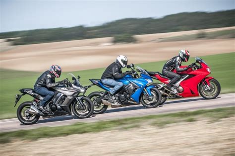 Comparatif Motos Sport GT Kawasaki Z 1000 SX ABS Honda VFR 800 F Et