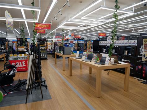 ドスパラ長野稲里店がオープン YOUは何しに 来店者のお目当てを聞いてみた1 2 ページ ITmedia PC USER