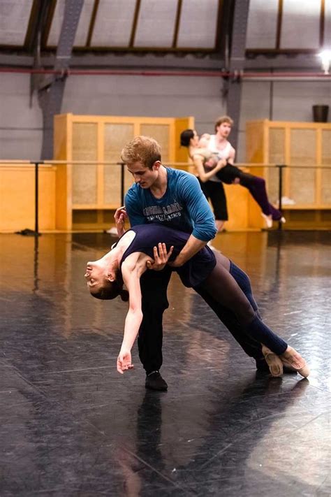 Épinglé par Nicole Brunner sur Noureev danse avec les Etoiles Ballet