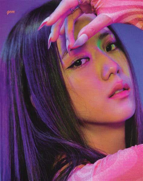 SCAN Jisoo BLACKPINK HYLT Special Edition Black Pink Photo