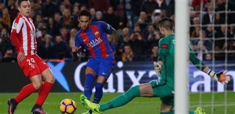 Site aponta Neymar como 2º jogador mais valioso do mundo ao lado de CR7