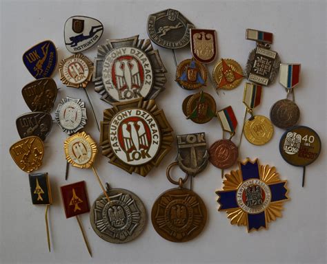Liga Obrony Kraju Zestaw Odznak I Medali 26 Sztuk 11795664764
