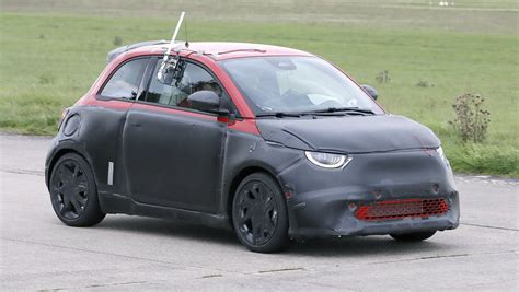 Hot Hatch Listrik Abarth Electric Bakal Debut Dalam Waktu Dekat