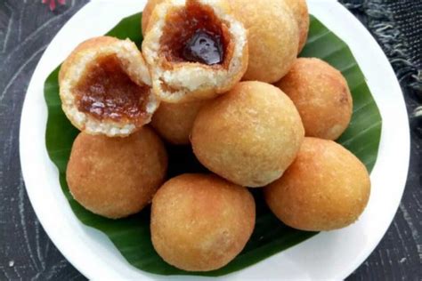 5 Resep Kue Jadul Dengan Isian Gula Merah Lumer Di Lidah
