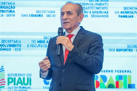 Governador assina contrato a Caixa de R 646 3 milhões para