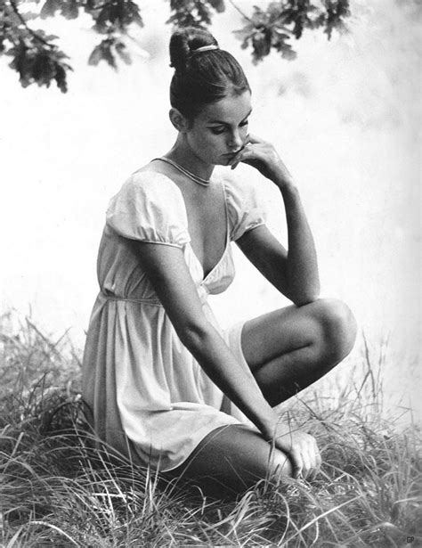 Jean Shrimpton Sixties Pictures Gallery