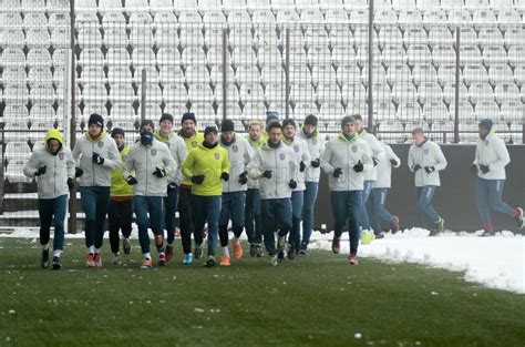 Fotbaliștii de la CFR Cluj au revenit la zăpada din Gruia Mario Camora