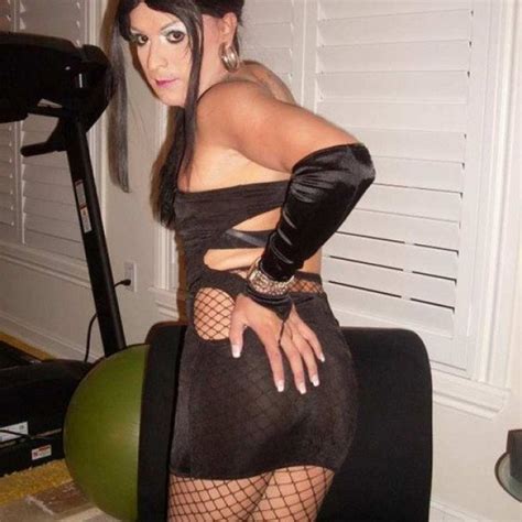 Travesti Disposition Pour Sucer Chiatra