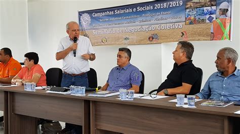 Miguel Torres participa de Seminário de Negociação Coletiva dos