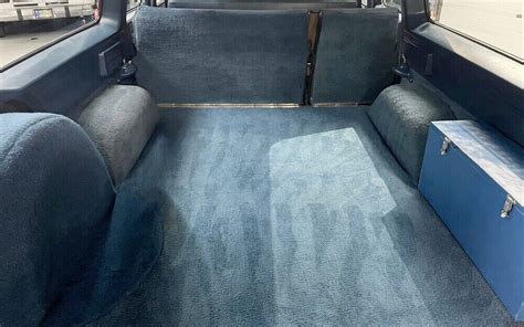 122922 1986 Chevrolet C10 Suburban Silverado 7 Barn Finds
