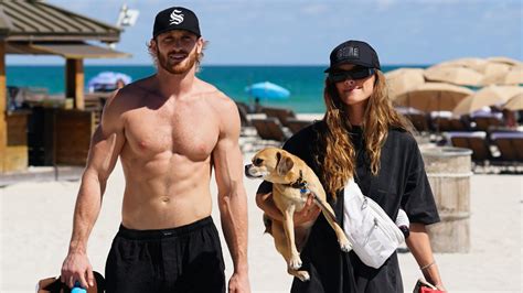 Logan Paul Engaged To Model Girlfriend Nina Agdal Daily Mail Reports