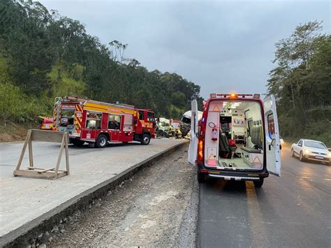 Acidente na BR 470 provoca filas quilométricas entre Blumenau e Gaspar