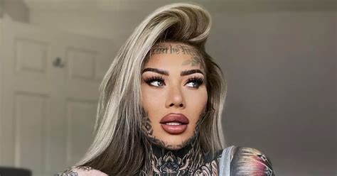 Woman Looks Completely Unrecognisable After Covering Tattoos And Feels