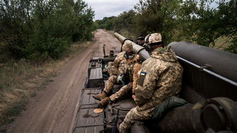 Un an de guerre en Ukraine les quatre armes déterminantes Ministère