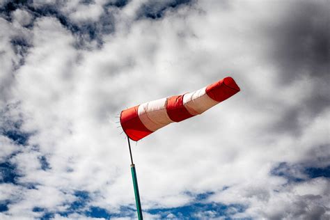 M T O Saint Tienne De Fortes Rafales De Vent Attendues Sur La Loire
