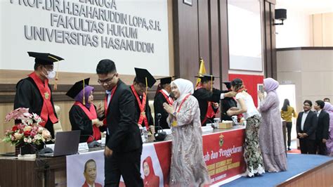 Ramah Tamah Dan Penggelaran Wisudawan Fakultas Hukum Unhas Periode II