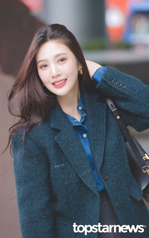 Pin Oleh Felix Mendelssohn Di Red Velvet Di 2024