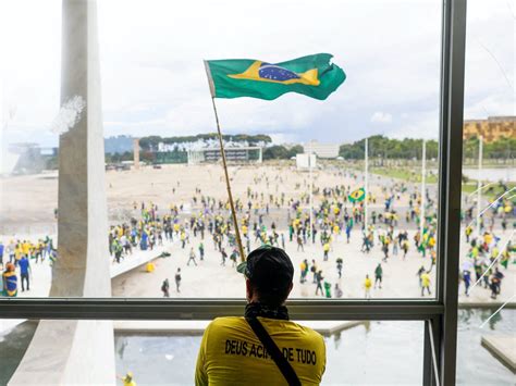 Qué está pasando en Brasil Los Replicantes