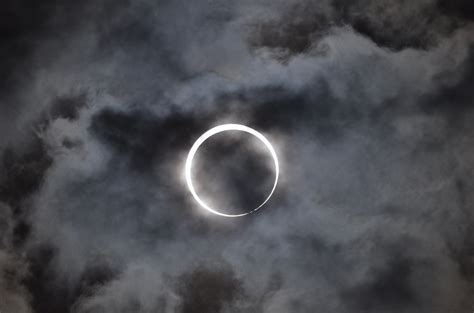 How To Photograph The Solar Eclipse The Only Guide You Need