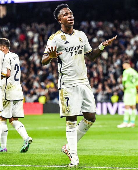 Vini Jr é o primeiro brasileiro artilheiro do Real desde