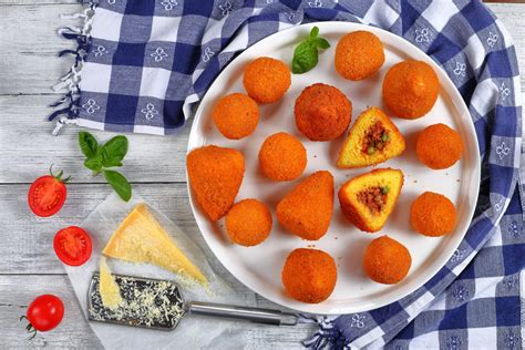 Arancini Siciliani La Ricetta Originale C Ena Una Volta