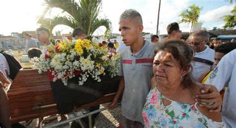 Dor e tristeza torcedor do Sport espancado em jogo do acesso é
