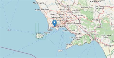 Terremoto Napoli Oggi Forte Scossa Di Magnitudo 4 Epicentro Nei