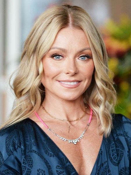 Kelly Ripa Early Life Career Net Worth Update Artofit