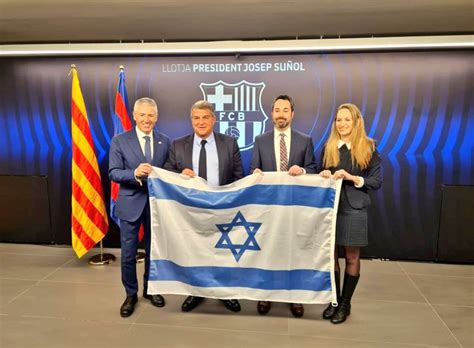 Apoyo Total Del Bar A A Reanudar Las Relaciones Con Tel Aviv