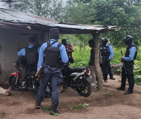 En Allanamientos Arrestan A Dos Implicados En El Asesinato De Ciudadano