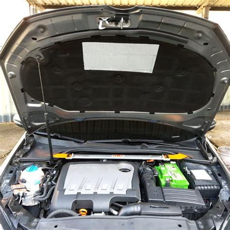 Almohadilla de aislamiento acústico de motor para capó de coche