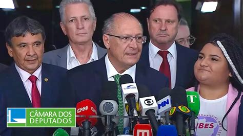 Alckmin entrega minuta da PEC da Transição 16 11 22 YouTube