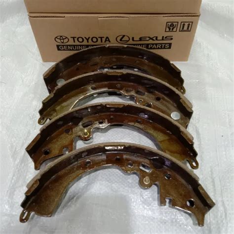Kampas Rem Belakang Brake Shoe Innova Reborn Hilux Revo Lazada Indonesia