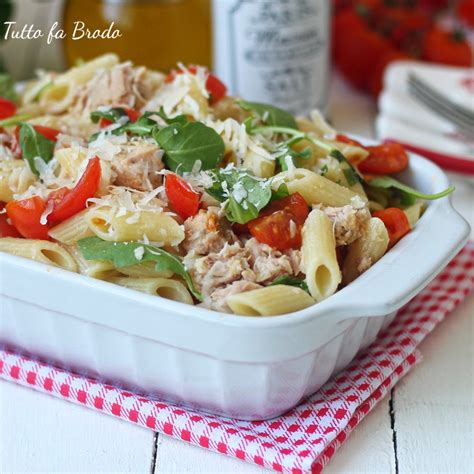 PASTA FREDDA AL TONNO POMODORO E RUCOLA Con Grana A Scaglie Tutto Fa