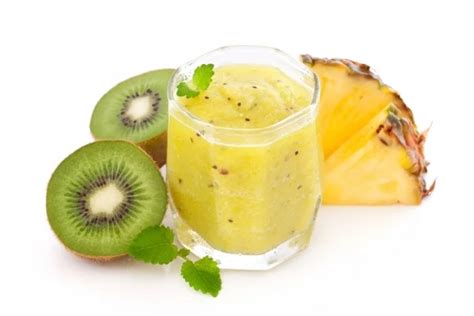 Batido de piña y kiwi The cook monkeys