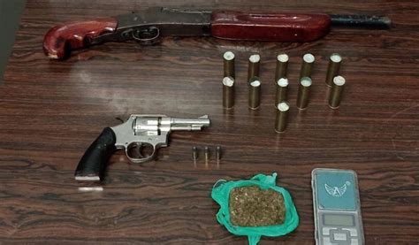 Homem histórico de crimes graves é preso em via pública pela BM