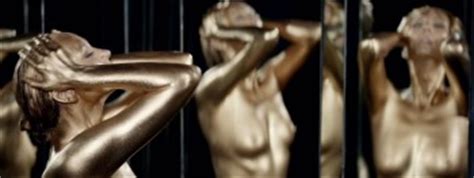 Ricki Lee Coulter Topless Body Paint In Her New Music Clip Phun
