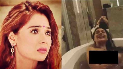 Sara Khan Breaks Silence On Her Controversial Bathtub Picture