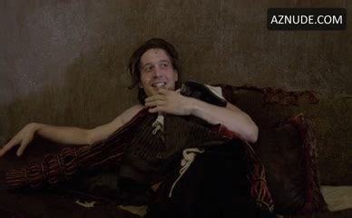 David Oakes Shirtless Scene In Vikings Valhalla AZNude Men
