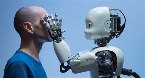 Desarrollan robot que aprende habilidades por imitación