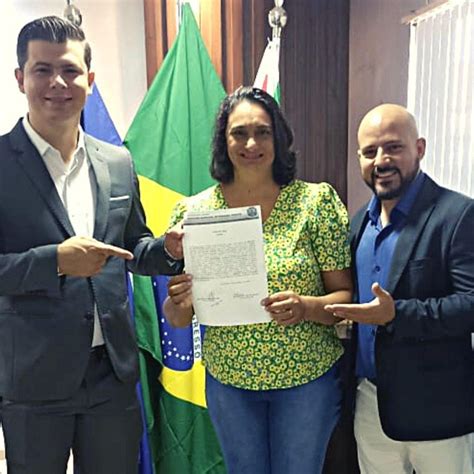 Prefeitura dá posse aos novos servidores concursados